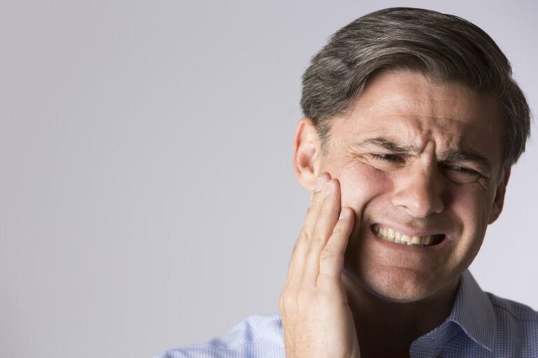 Why You Should See a Dentist for Your Achy Jaw - Forest Hills ...